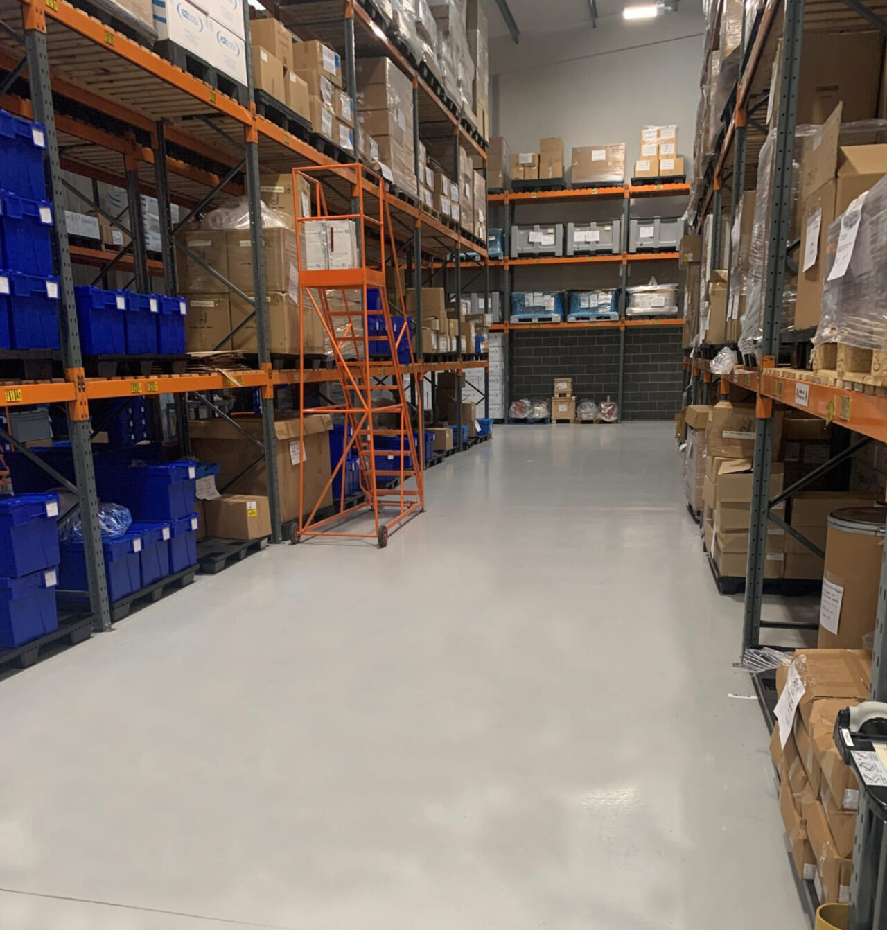 Warehouse flooring - Flow Stone Flooring